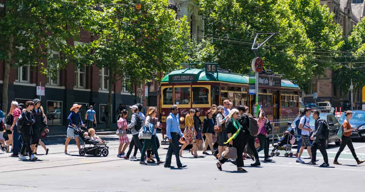 How trustworthy is GPS mobility data for movement and place analysis ...